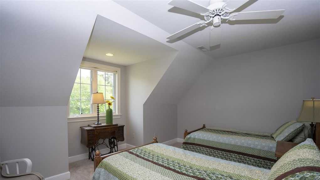 Mansion Monday: Comfort and style in this gorgeous Atkinson home