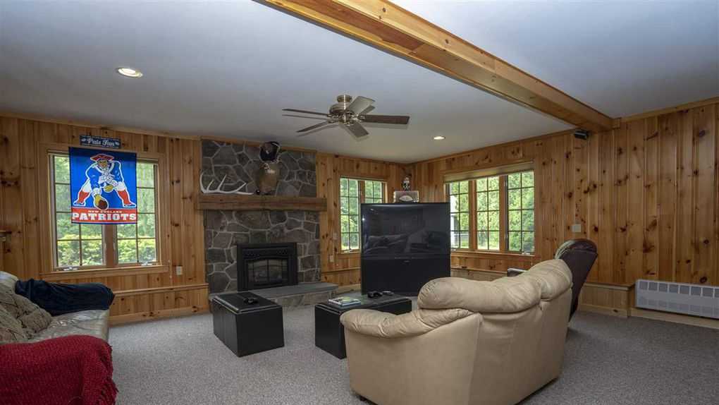 Mansion Monday: Comfort and style in this gorgeous Atkinson home