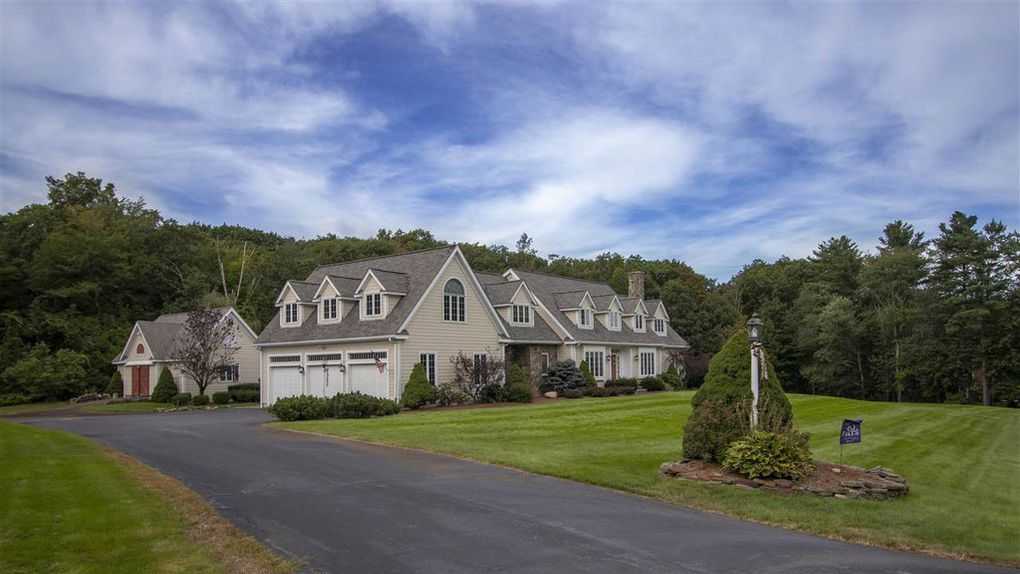 Mansion Monday: Comfort and style in this gorgeous Atkinson home