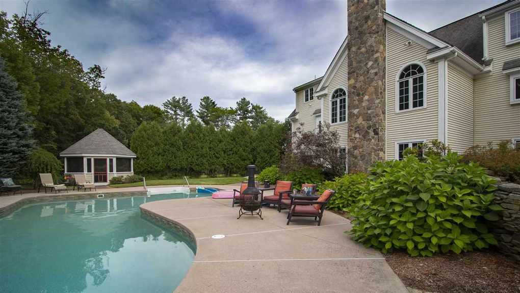 Mansion Monday: Comfort and style in this gorgeous Atkinson home