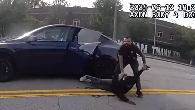 Georgia: Video shows police chasing 4 suspects after a shooting