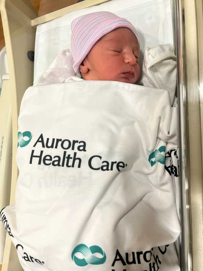 Leaping for joy: Franklin family welcomes first Aurora Health baby born ...