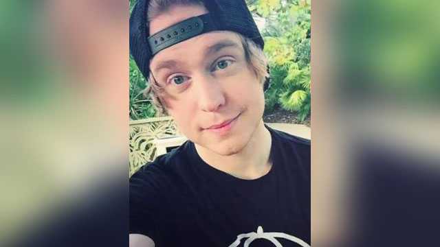 YouTube star Austin Jones pleads guilty to asking underage girls to ...