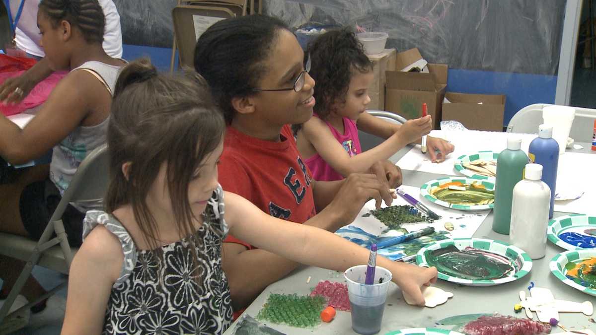 Summer art camp held for kids with autism