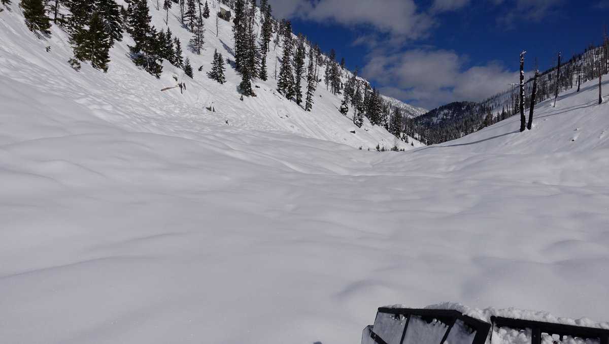 'Yes, there's a highway under that snow': Massive avalanche covers roadway