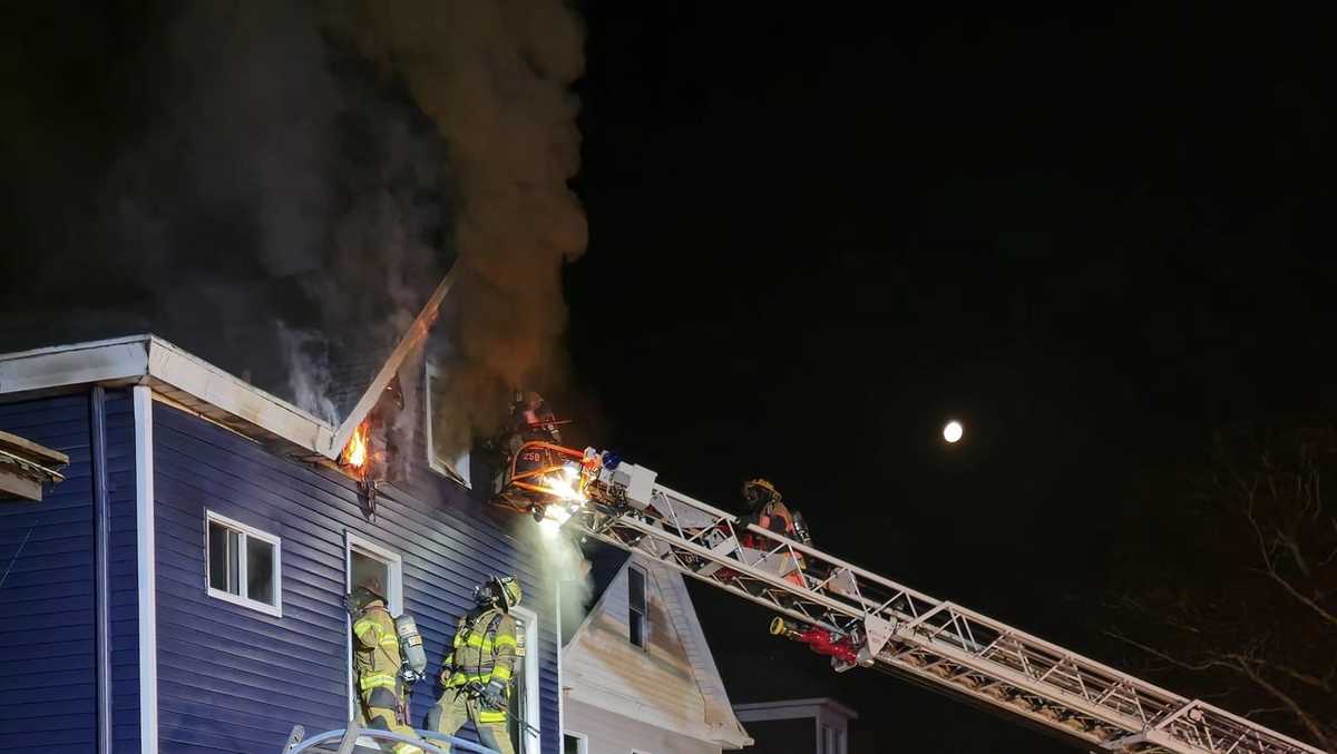 Overnight fire at Avalon home; 2 injured