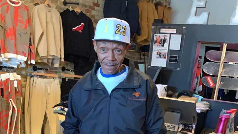 Search on for gunman who killed Racine bar owner and the another man