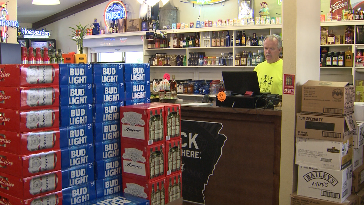Home delivery of alcohol approved by Arkansas Senate panel