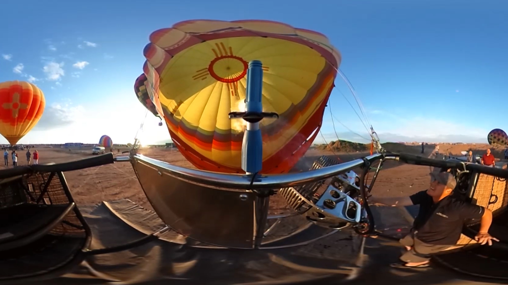 360 VIDEO: Balloon ride