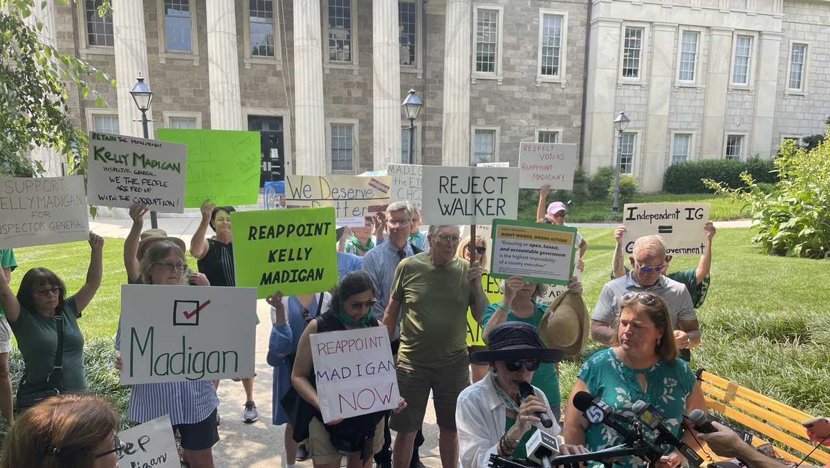 Demonstrators show support for current Baltimore County IG