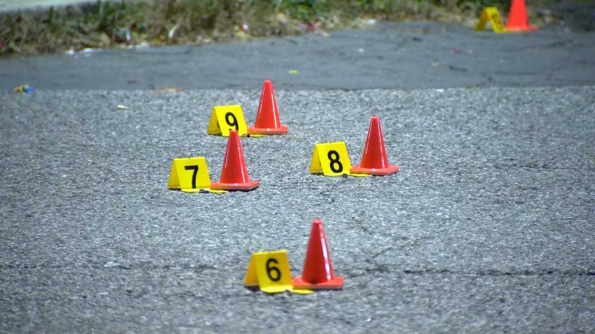 Drop in homicides, shootings extends through August, data shows