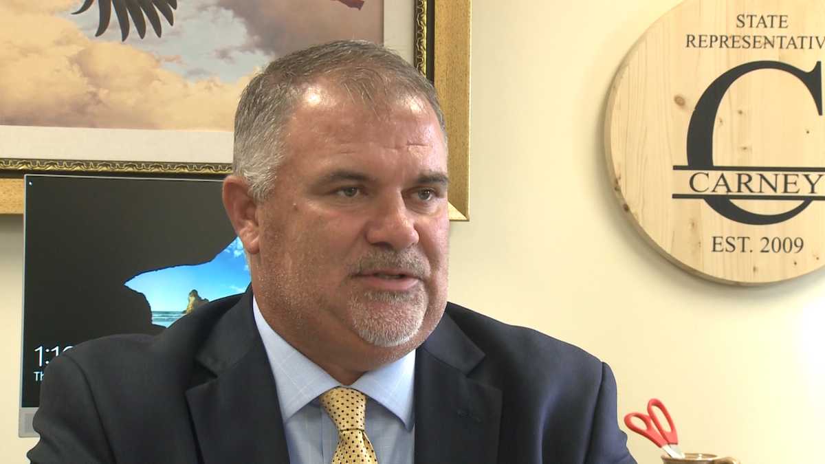 Kentucky Rep. John "Bam" Carney passes away