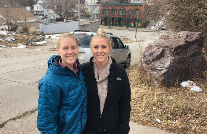 Woracek twins reunited with Omaha police officers who rescued them 20 ...