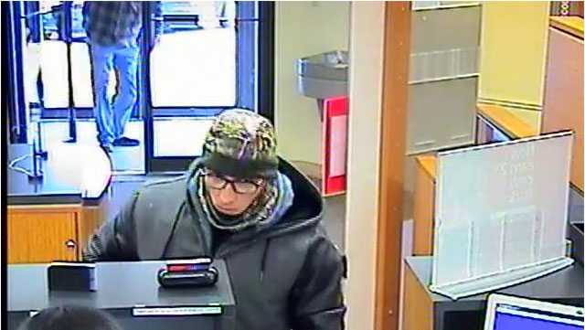UPDATE: Police release photos in Thursday bank robbery