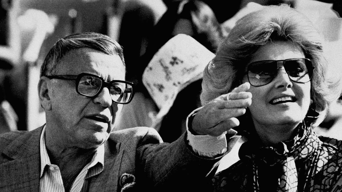 Remembering Barbara Sinatra: Her life in photos