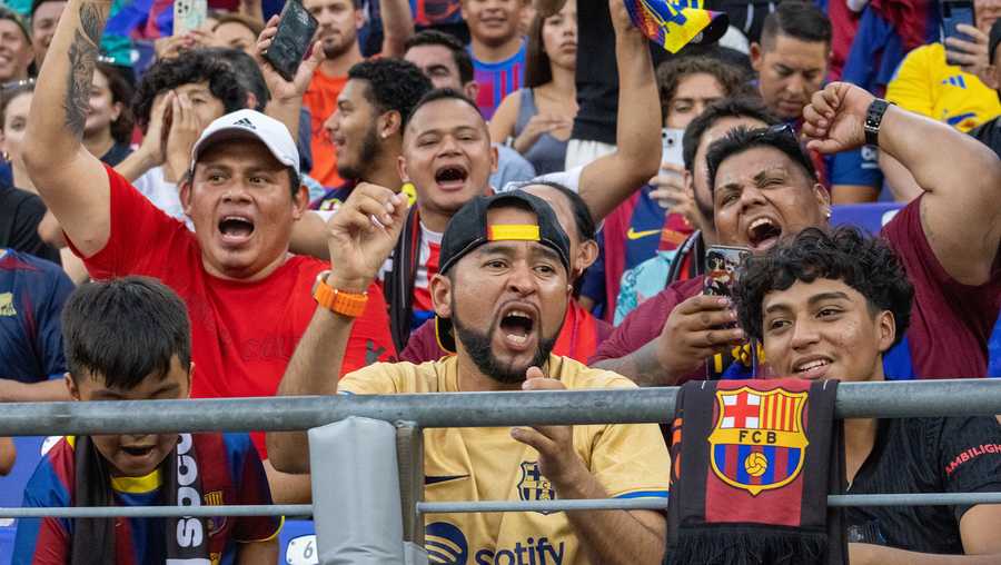 PHOTOS: Thousands gather in Baltimore for soccer match