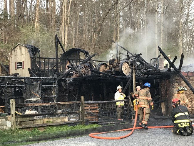 Barn goes up in flames in York County