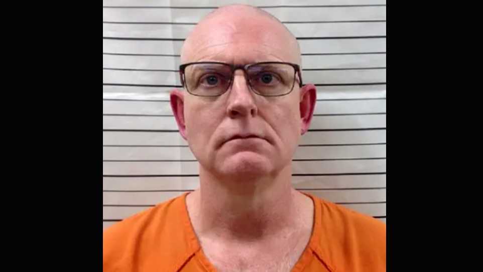 Georgia man charged in stabbing death of 75-year-old mother