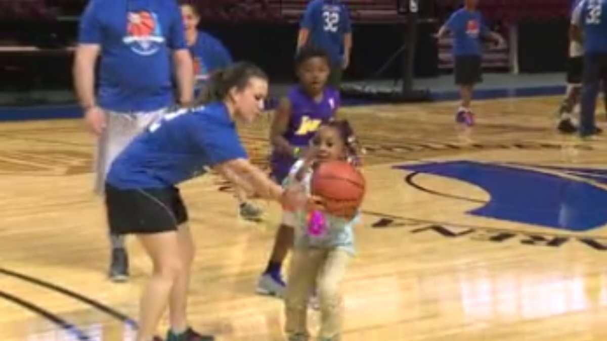 Cops play basketball with Upstate teens