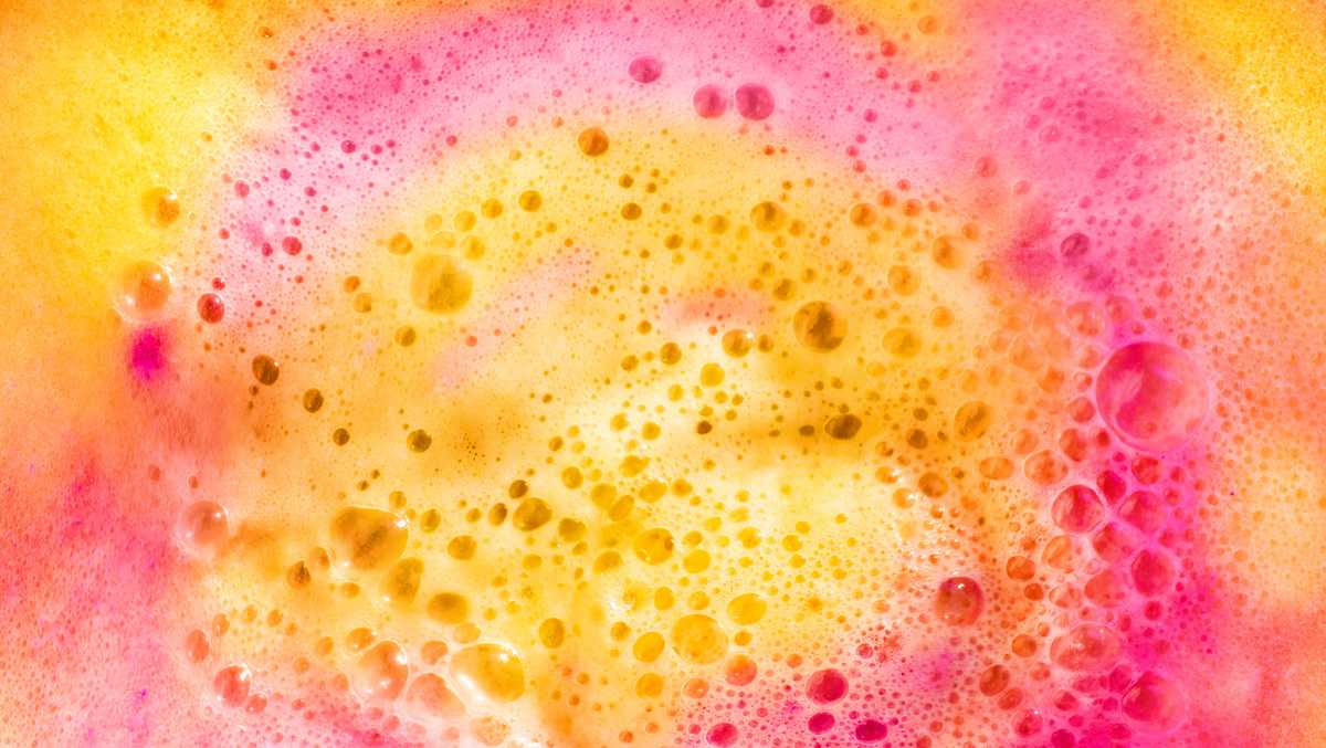 Vermont artists try to break world record for world's largest bath bomb