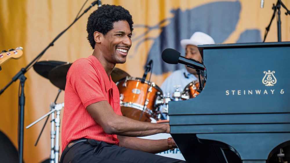 New Orleans musician Jon Batiste wins 2021 Golden Globe Award