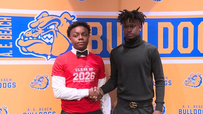 Beach High School celebrates signings