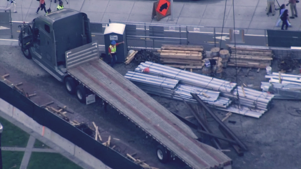 Steel beams fall 4-5 stories near TD Garden, witnesses say