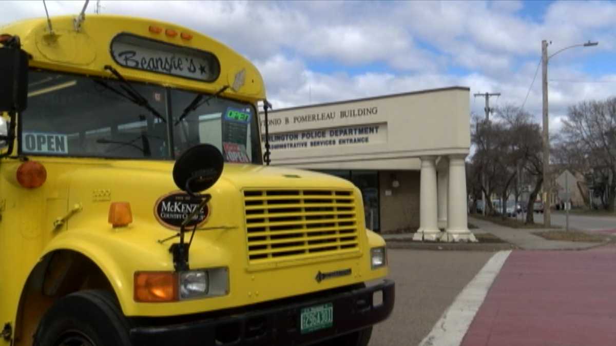 A sure sign of spring: Beansie's Bus reopens in Burlington