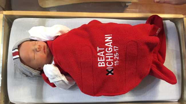 Ohio newborns given 'Beat *ichigan' blankets ahead of The Game