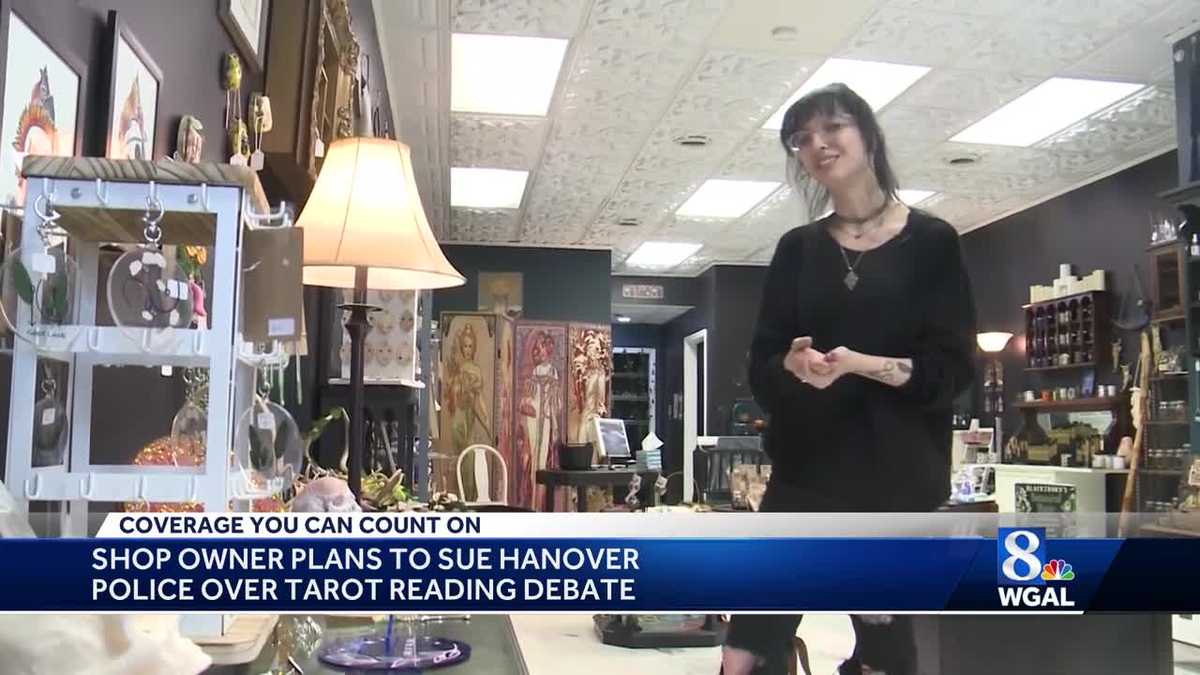 Pa. woman may sue police over 1861 fortune-telling law