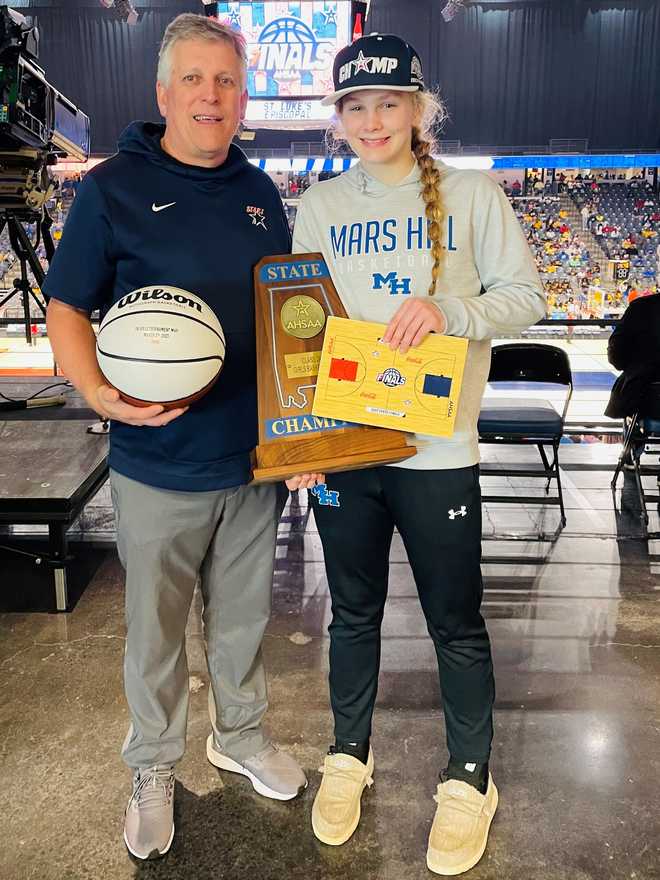 Alabama 7th grader leads team to HS title, weighs college offers