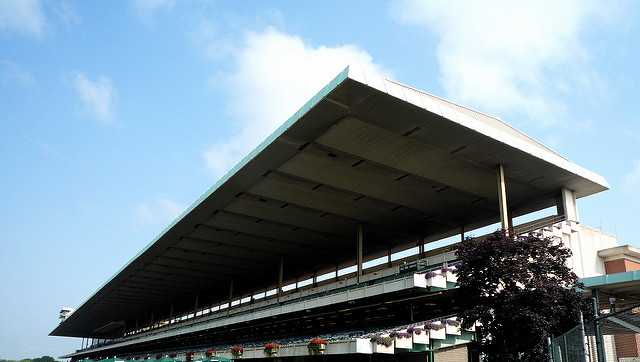 The 7 horse racing tracks you have to visit