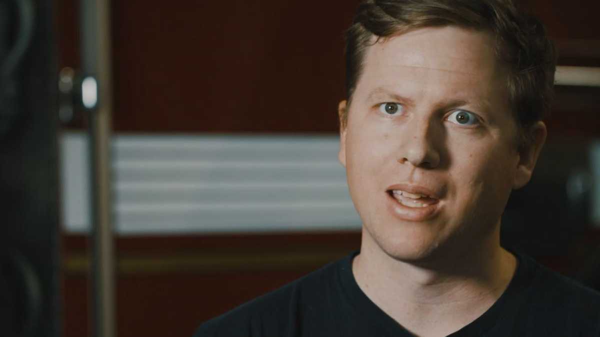 Firefighter profiled in cancer-causing chemical story dies