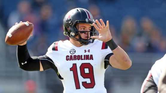 South Carolina turns to freshman QB with Jake Bentley hurt