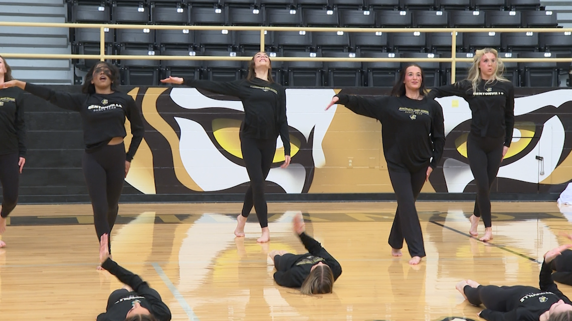 Bentonville HS dance team celebrates national championship win