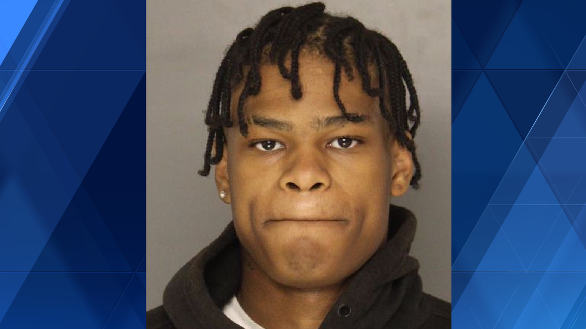 Pittsburgh police cruiser struck by stolen vehicle during pursuit