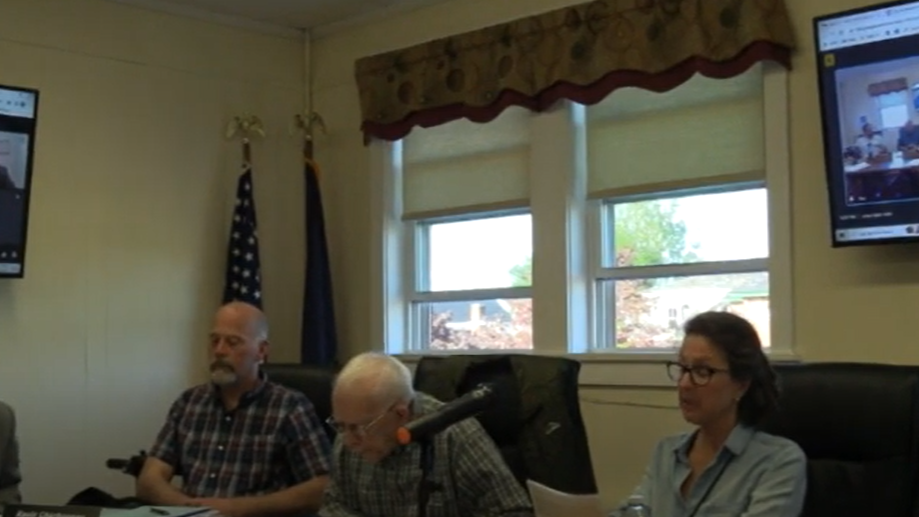 Newport Mayor Beth Barnes resigns, cites bullying, intimidation from ...