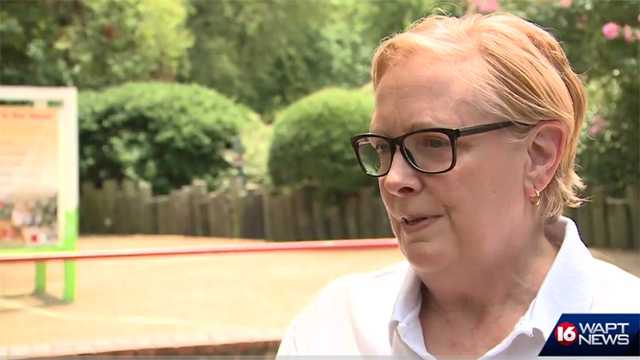 Jackson Zoo Director Beth Poff resigns