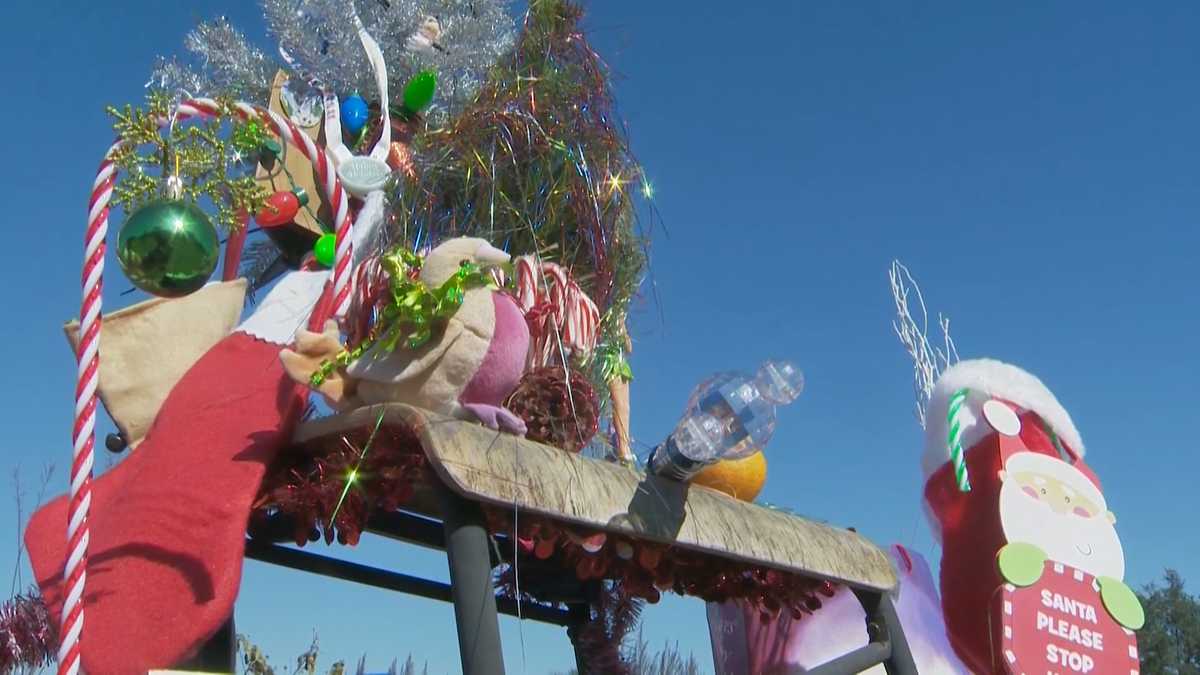 Roadside chair becomes beacon of Christmas spirit