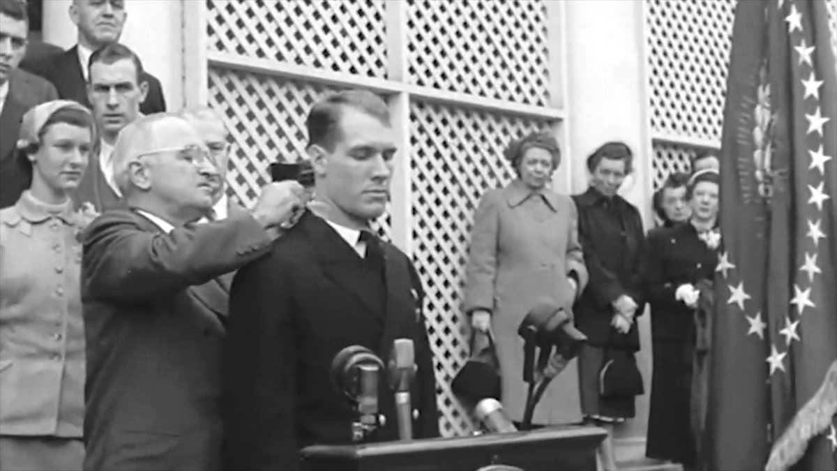 Korean War hero who helped change Navy for good is honored