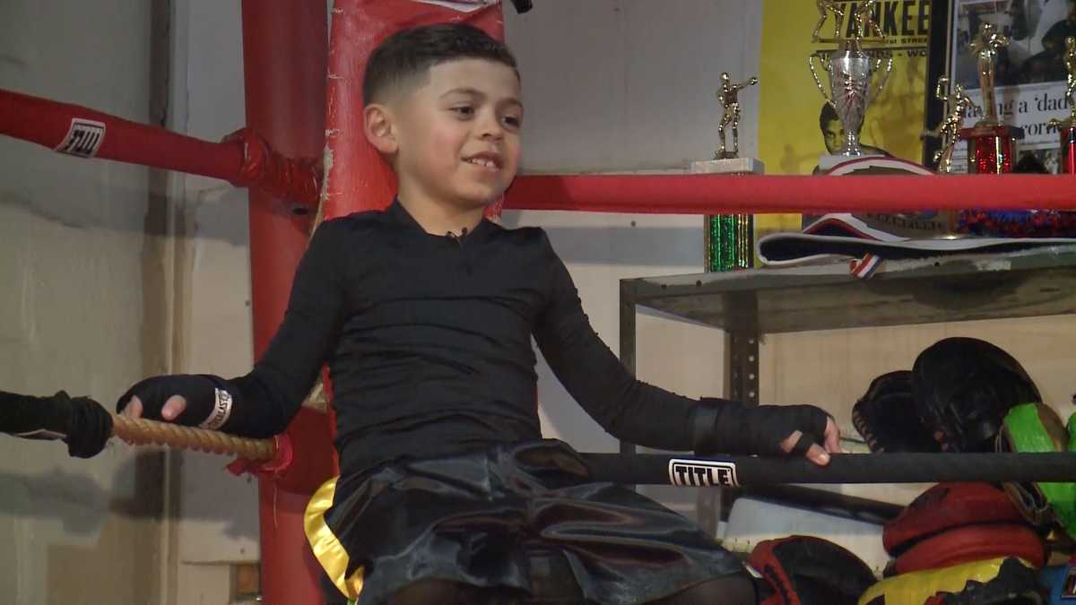 Pint-sized boxer gets ready for first bout