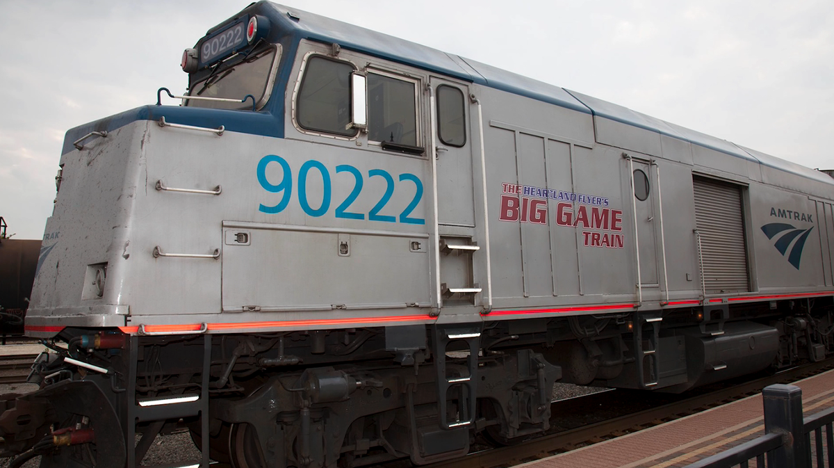 Sooner fans pack Heartland Flyer's 'Big Game Train' for OU-Texas