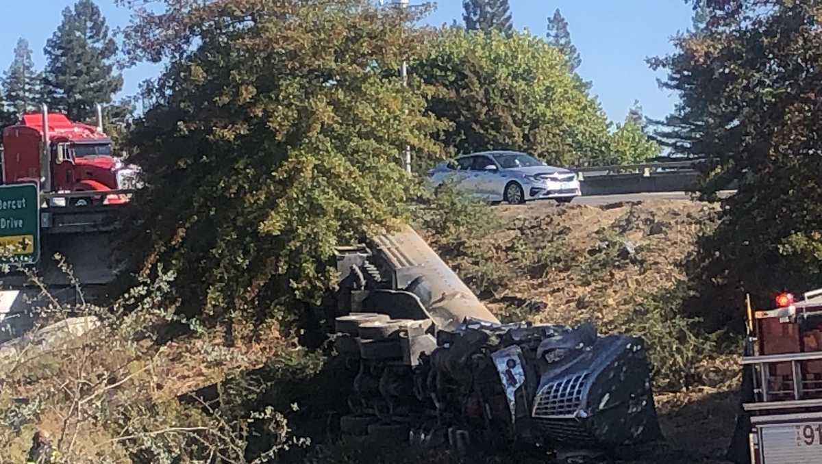 Big rig crashes on I-5, leaks ethanol onto Richards Blvd