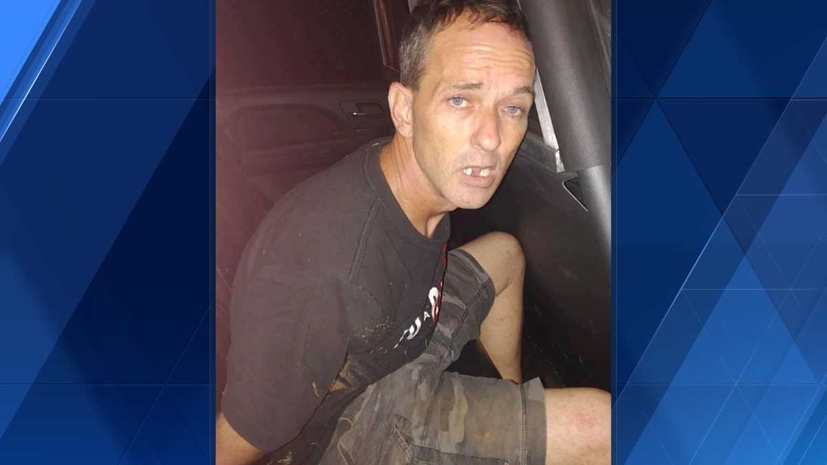 Man on motorcycle arrested after brief chase