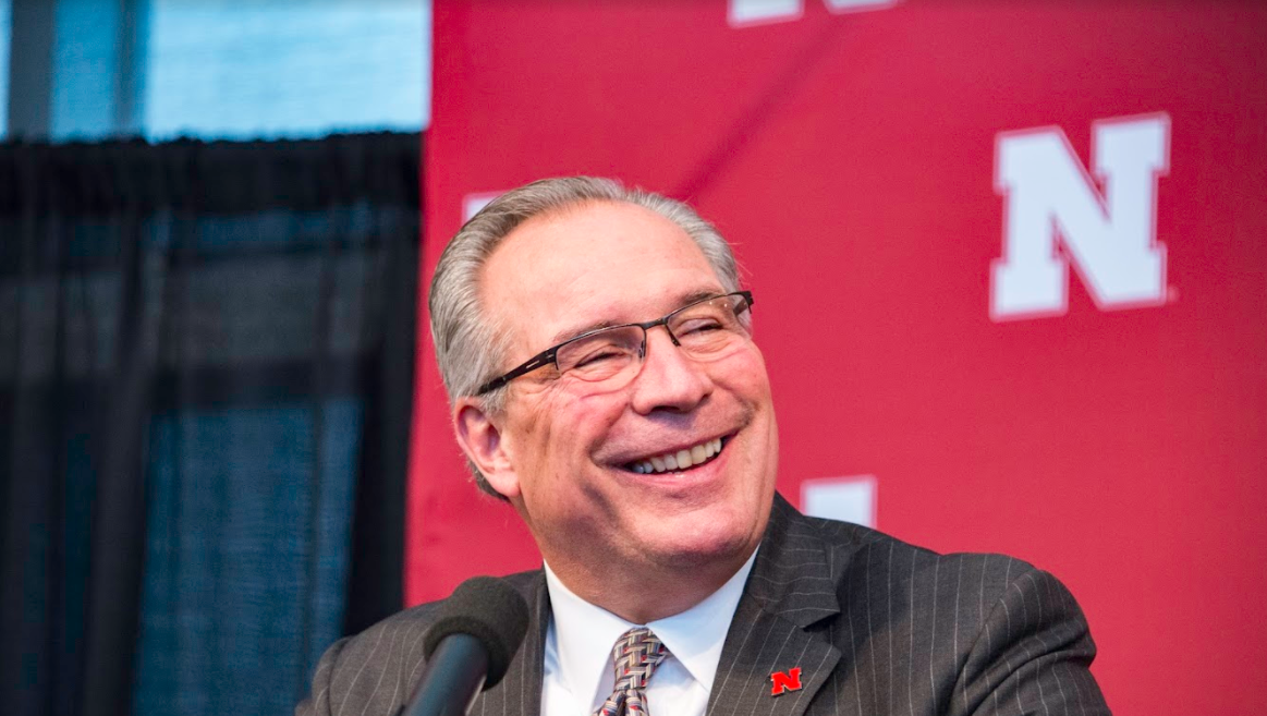 NU athletic director receives vote of confidence