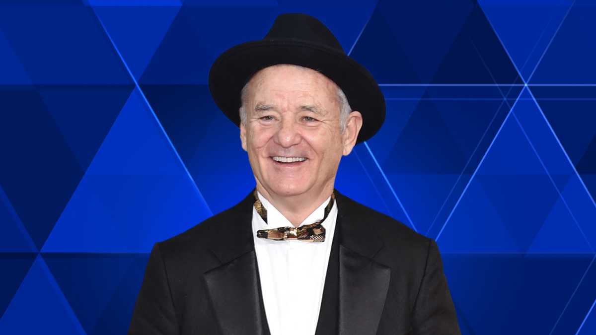 Bill Murray gives extra Game 6 ticket to Cubs fan
