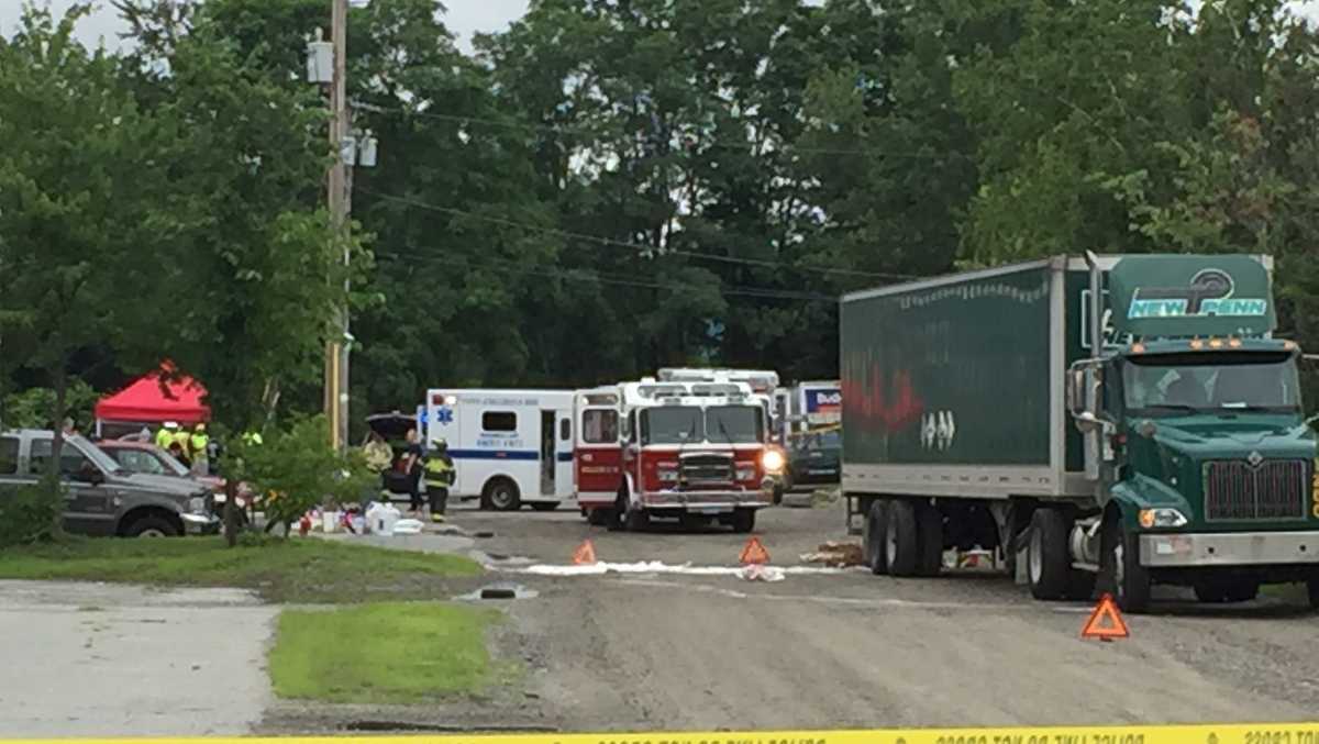 Businesses evacuated after truck leaks sulfuric acid, officials say