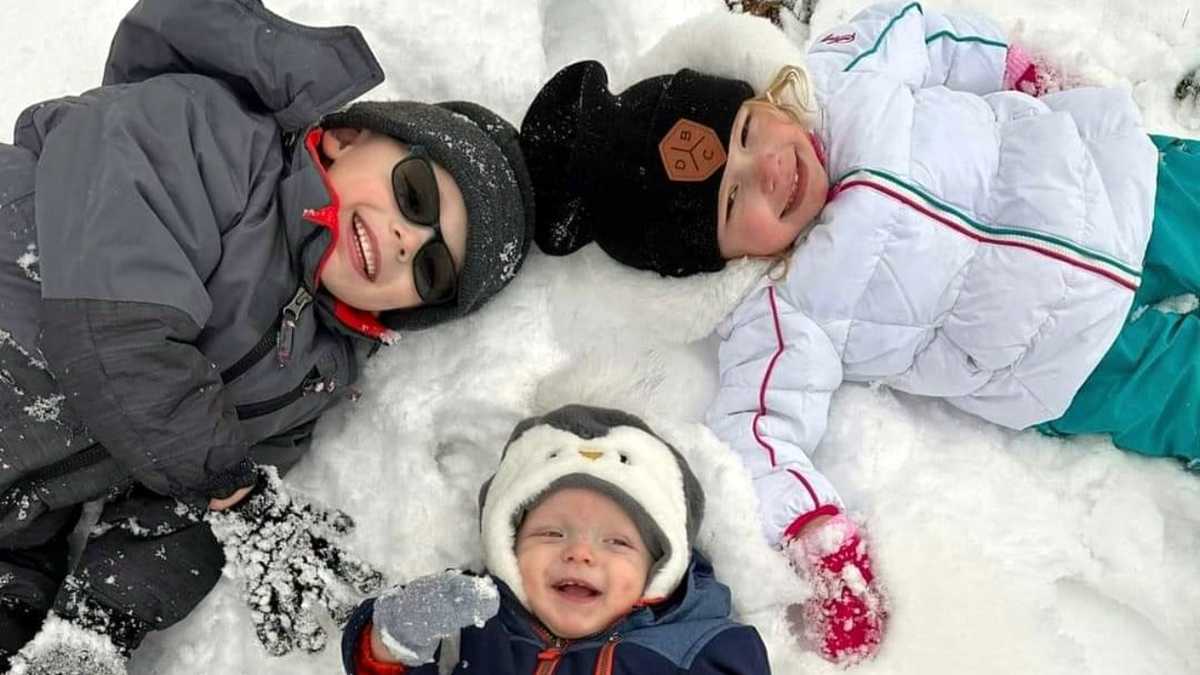 See Baltimore's first snow in 716 days in photos