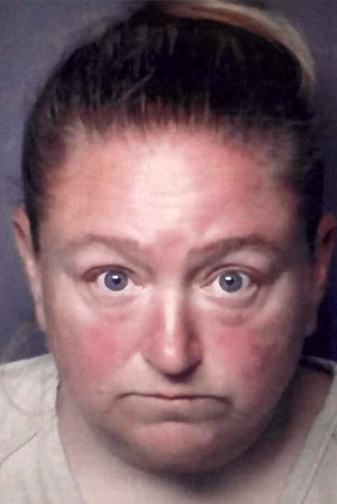 South Carolina: Substitute teacher assaults student on playground