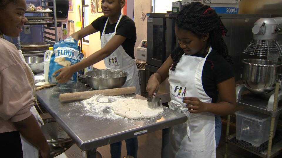 Nonprofit inspires next generation of chefs, one girl at a time